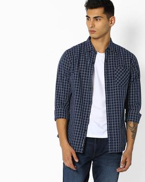 Buy DNMX Jeans, T-Shirts & Sweatshirts Online at AJIO