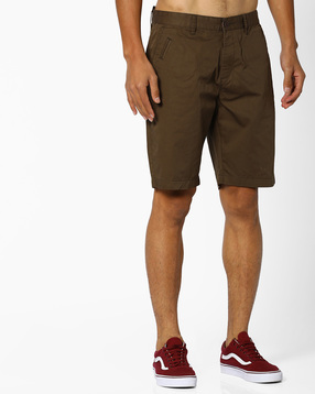 Shorts for Men: Buy Men's Shorts & 3/4ths Online at AJIO