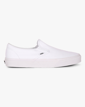 Buy Vans shoes online at AJIO - Get stylish casual shoes for women & men